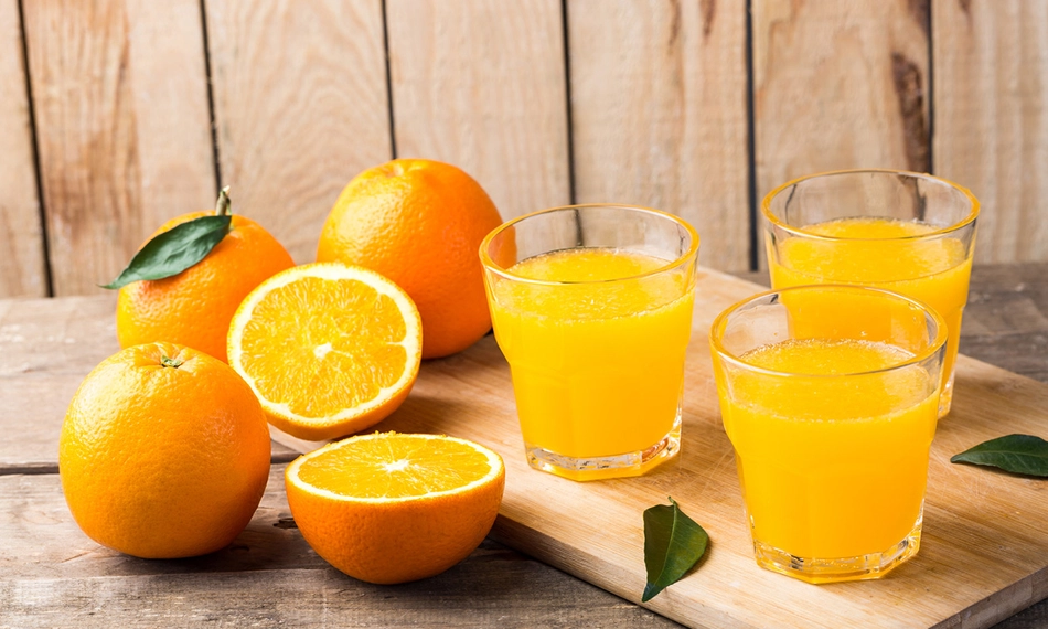 Brasserie Plan B, Uitgebreid ontbijt + glaasje bubbels in hartje ...