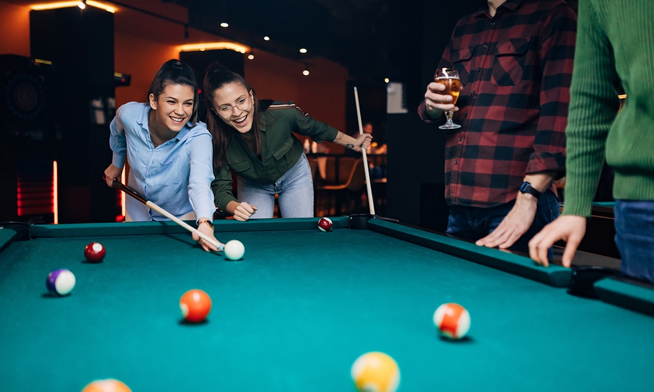 Café de Windhoek, 1 uur poolen + biertjes bij Café de Windhoek bespaar ...