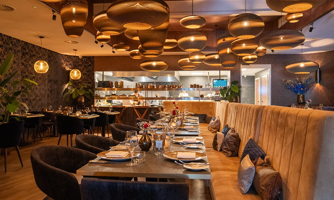 Restaurant Sky, 4-gangendiner van de chef bij Restaurant Sky bespaar 29 ... Restaurant Sky, 4-gangendiner van de chef bij Restaurant Sky bespaar 29 ...